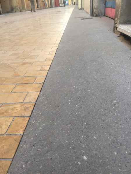 Le béton sablé DECODAL : Un espace de pureté sobre et naturel - Avignon ...